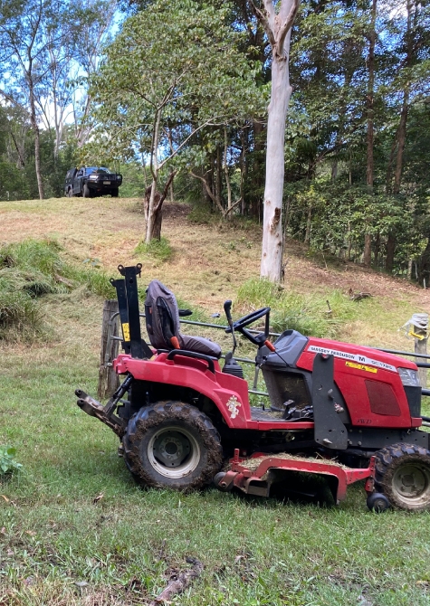 Lawn Slashing and Mowing in North Brisbane & Sunshine Coast